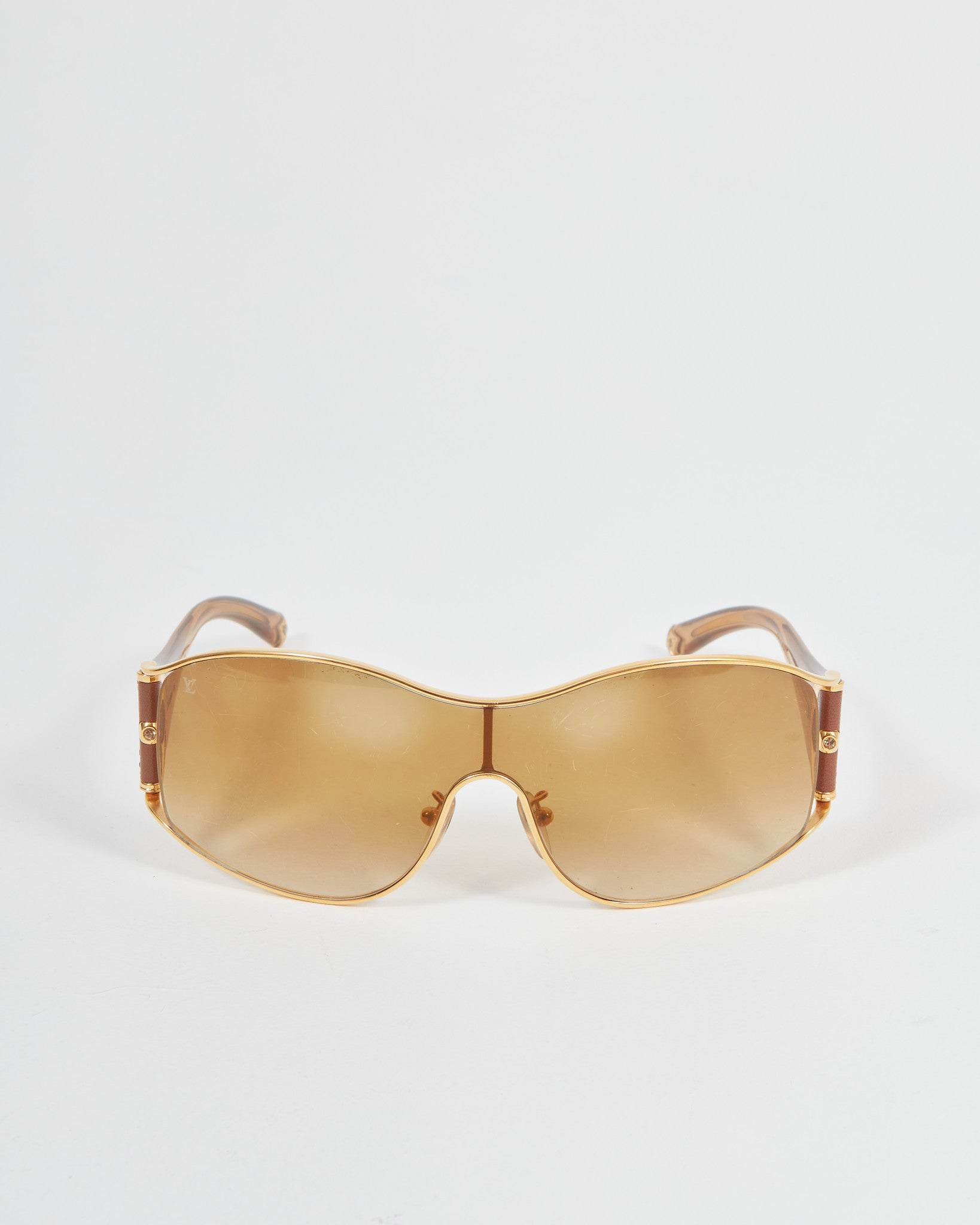 Louis Vuitton Brown Lense Signature M1060 Sunglasses – The Wells Bags